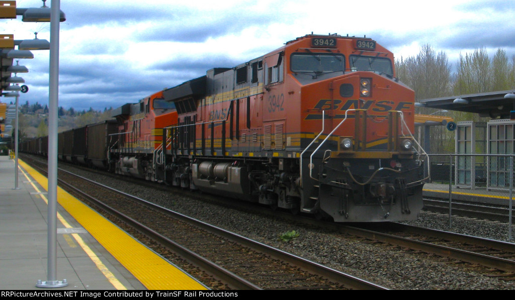 BNSF 3942